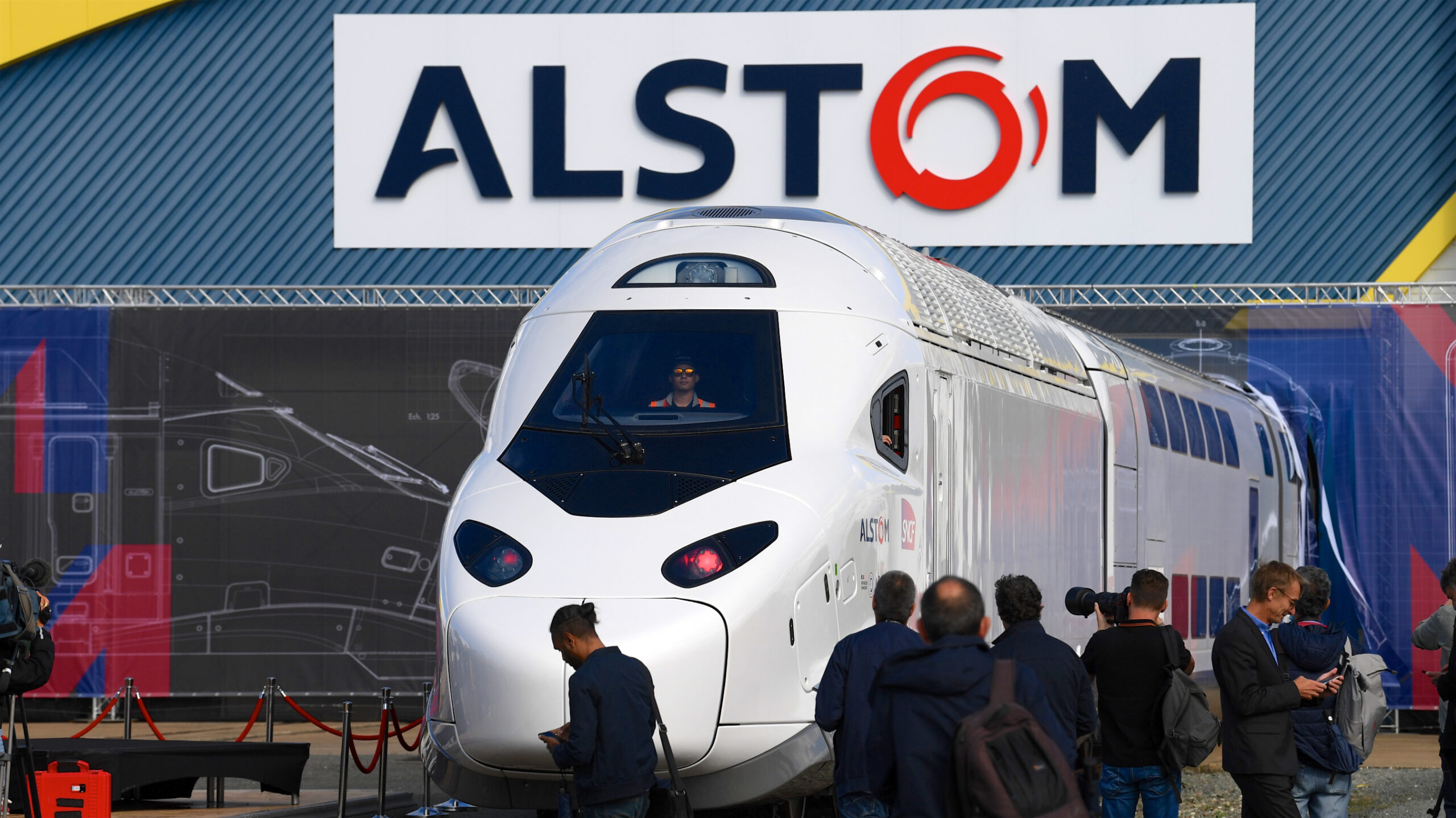 Alstom : le TGV M continue de se dévoiler - Le Trois